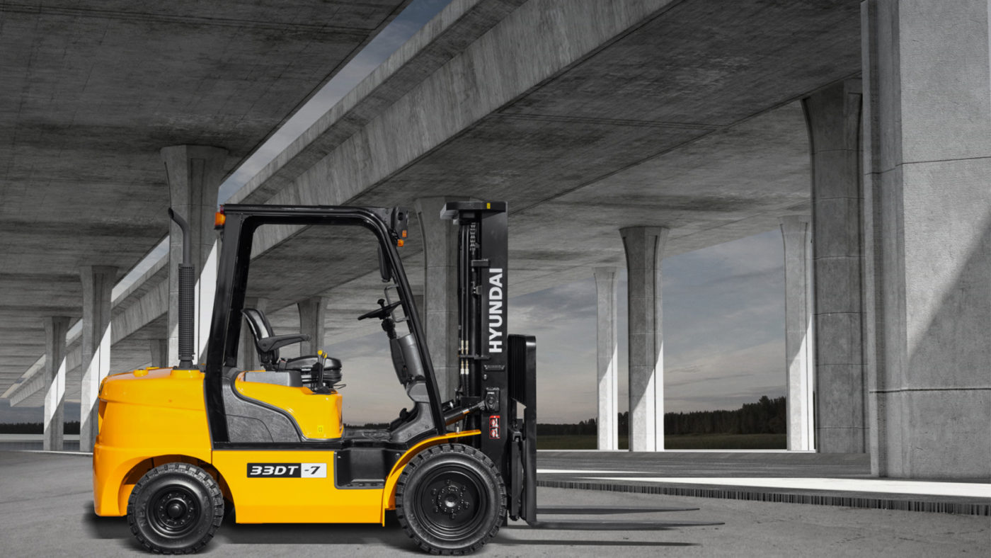 Forklift là gì? 3 dòng forklift thông dụng nhất năm 2024